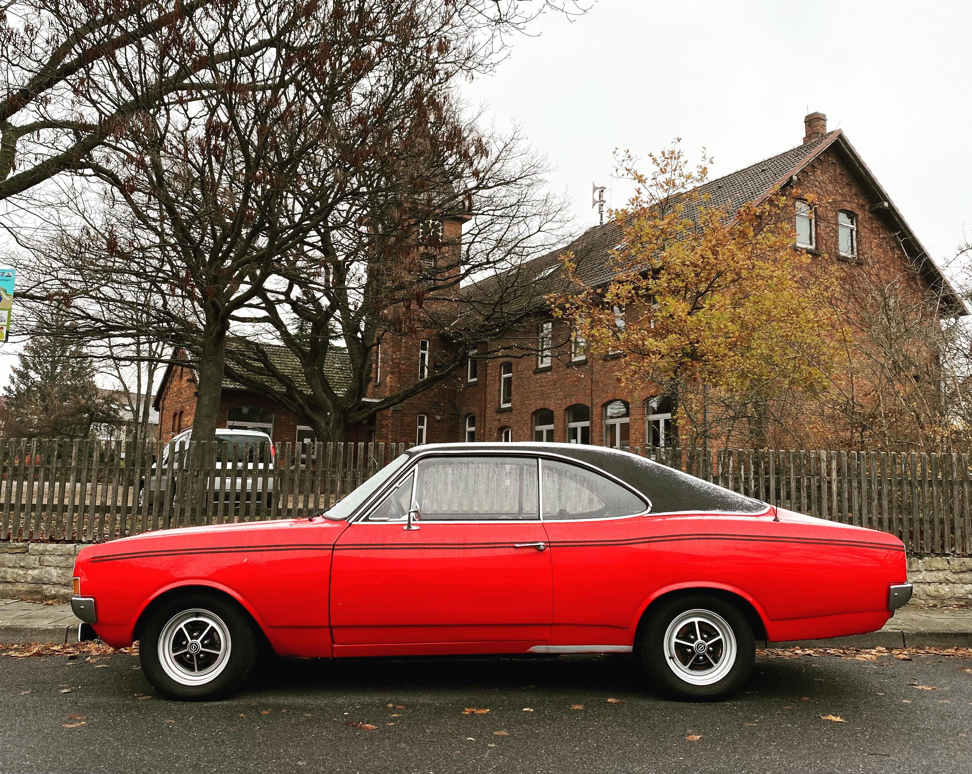 Beauty from the 60s - [Opel Commodore GS] - EVSHIFT