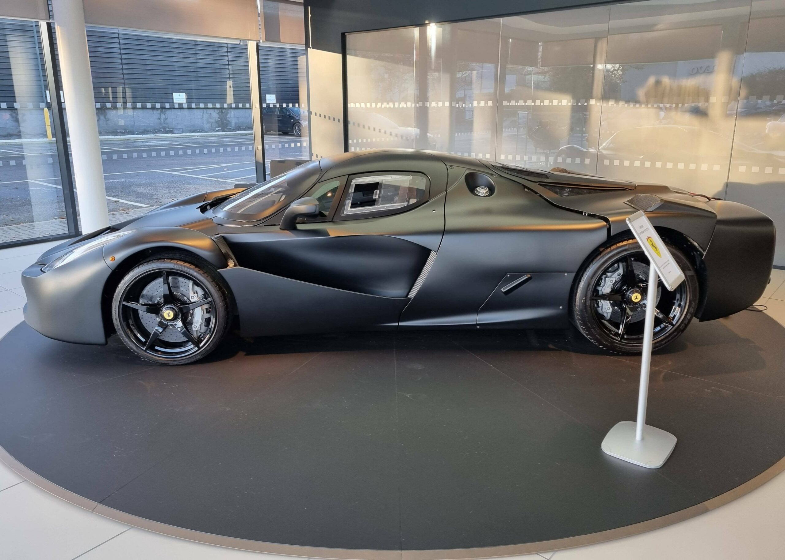 Original prototype La Ferrari at my dealership (3859x2797) - EVSHIFT