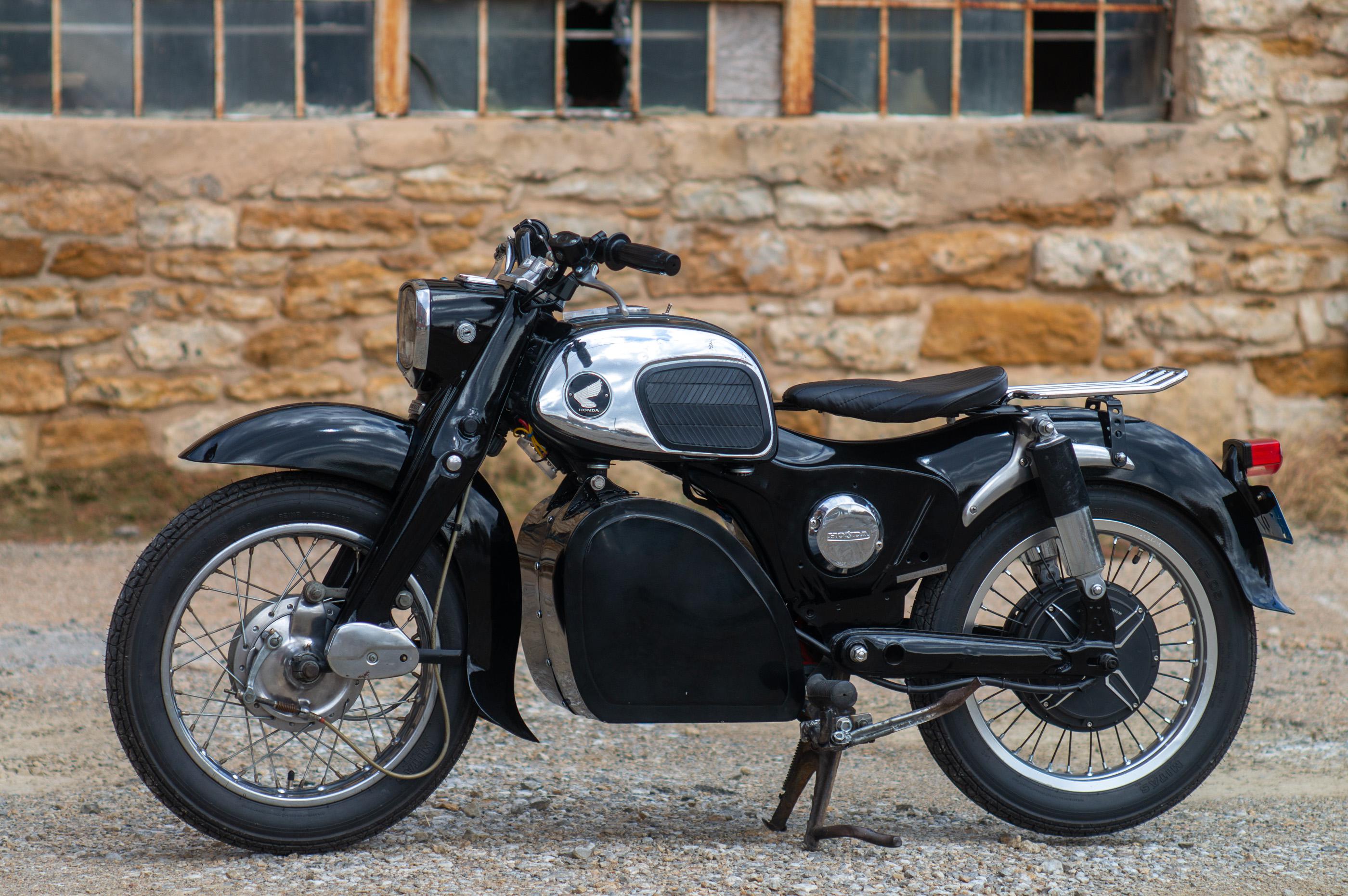 My EV-converted classic Honda motorcycle - EVSHIFT