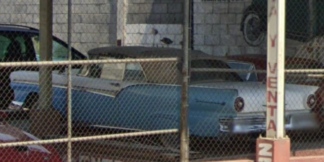 Can someone identify this car, ive searched a lot but couldnt find ...