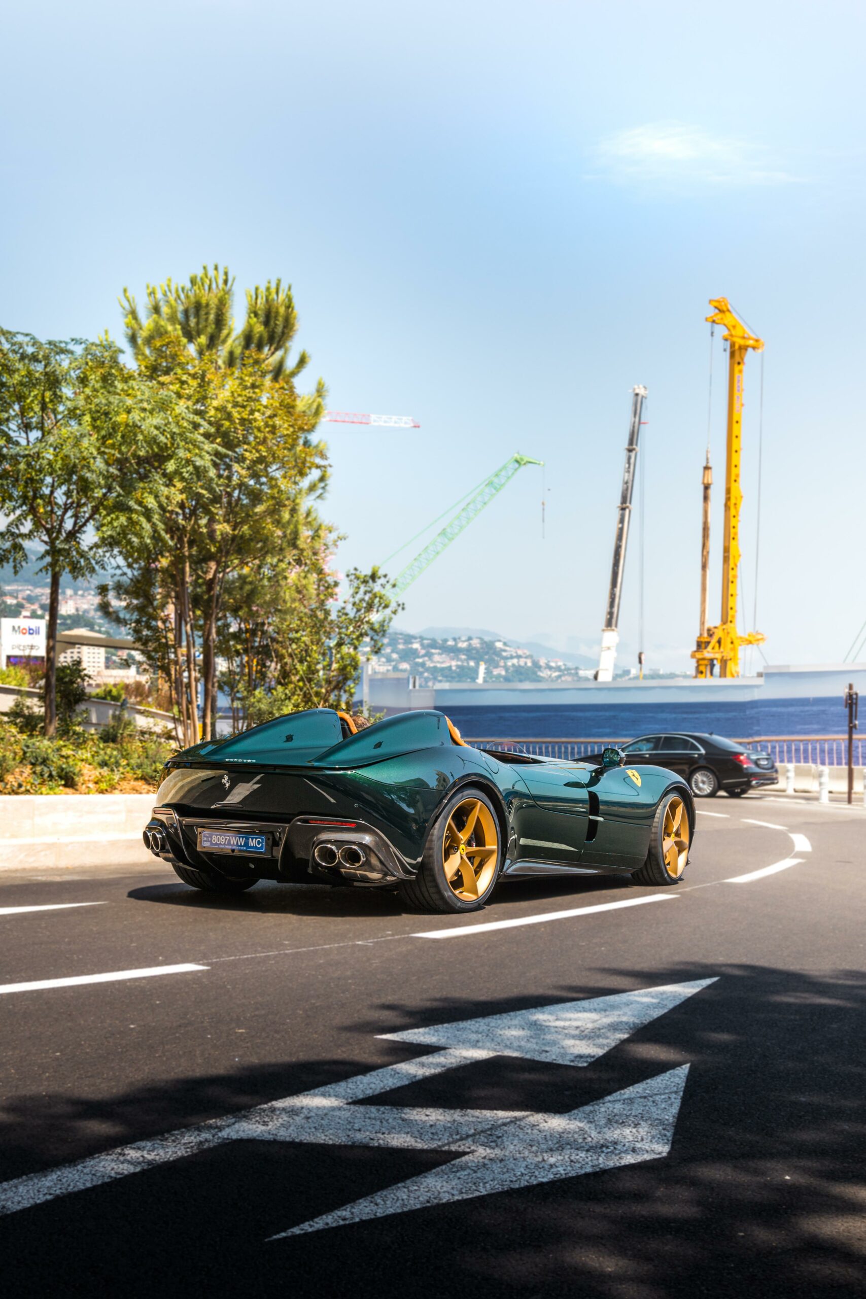 Green [Ferrari Monza SP2] that I saw a while ago and fell in love with ...