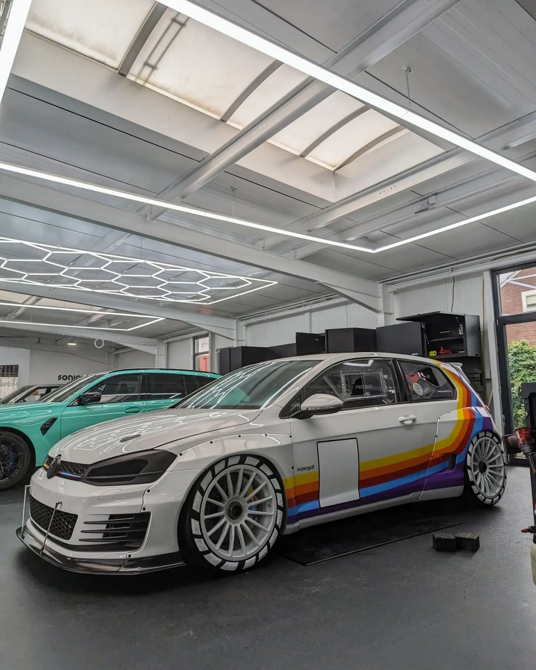 Take a VW Golf 7, a VW R32 engine with a Garrett GT47 turbo, Audi A4 ...