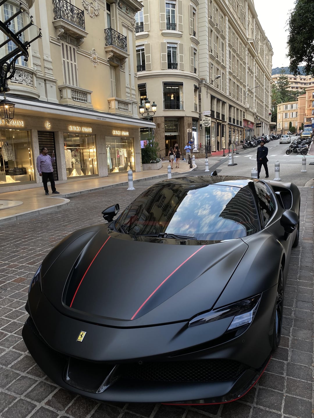 [Ferrari SF90] Probably the cleanest I’ve ever seen, in Monaco. - EVSHIFT