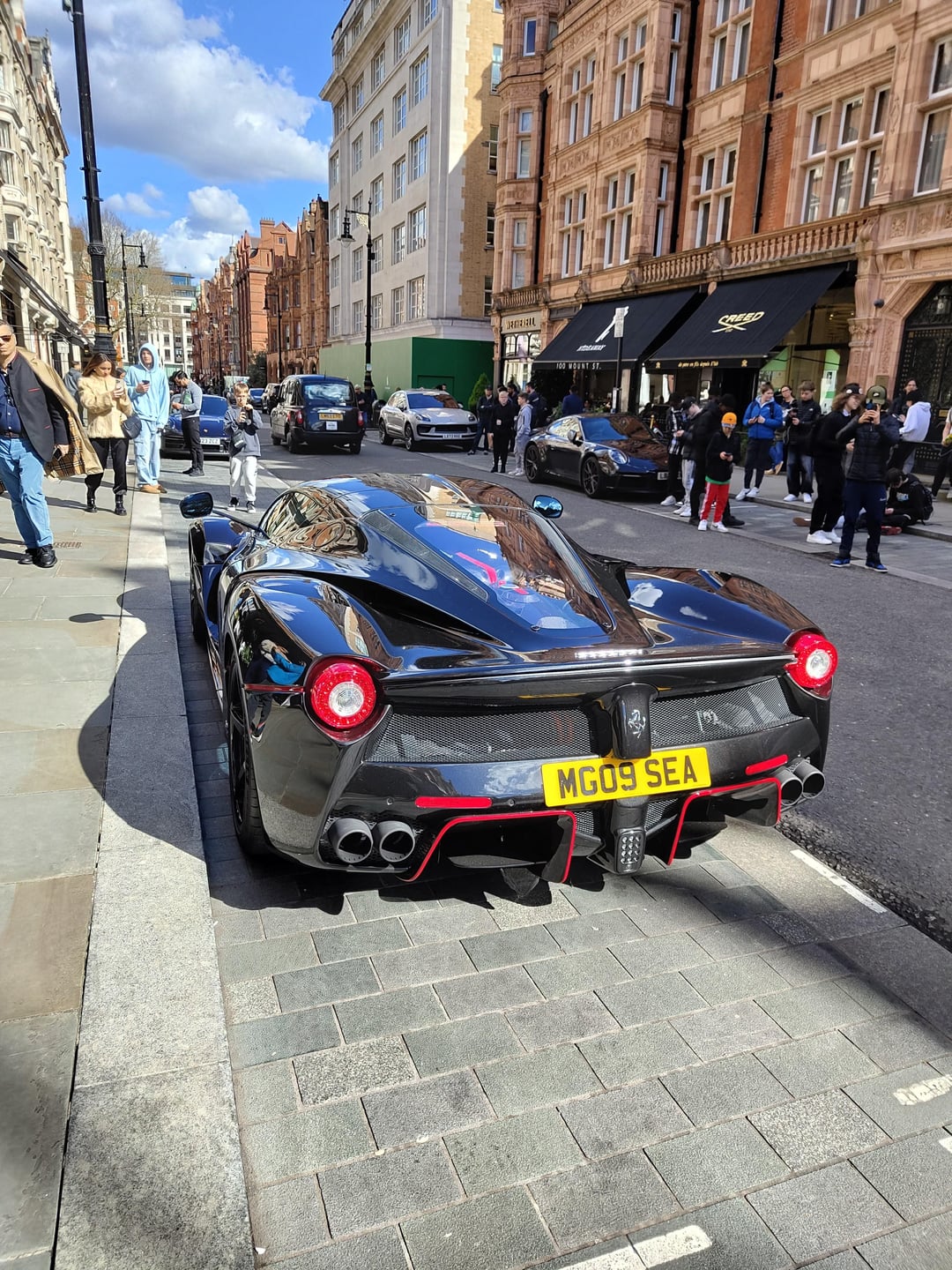 Gorgeous spec on this [Ferrari LaFerrari] such an iconic car - EVSHIFT