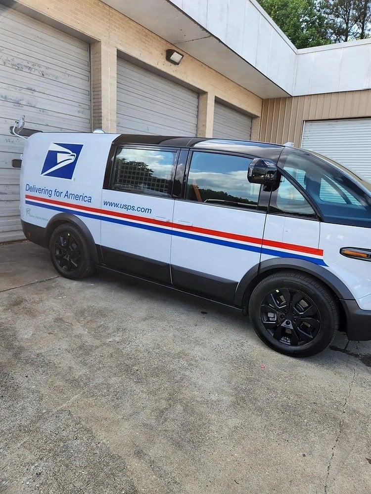 USPS CANOO MAIL DELIVERY VAN - EVSHIFT