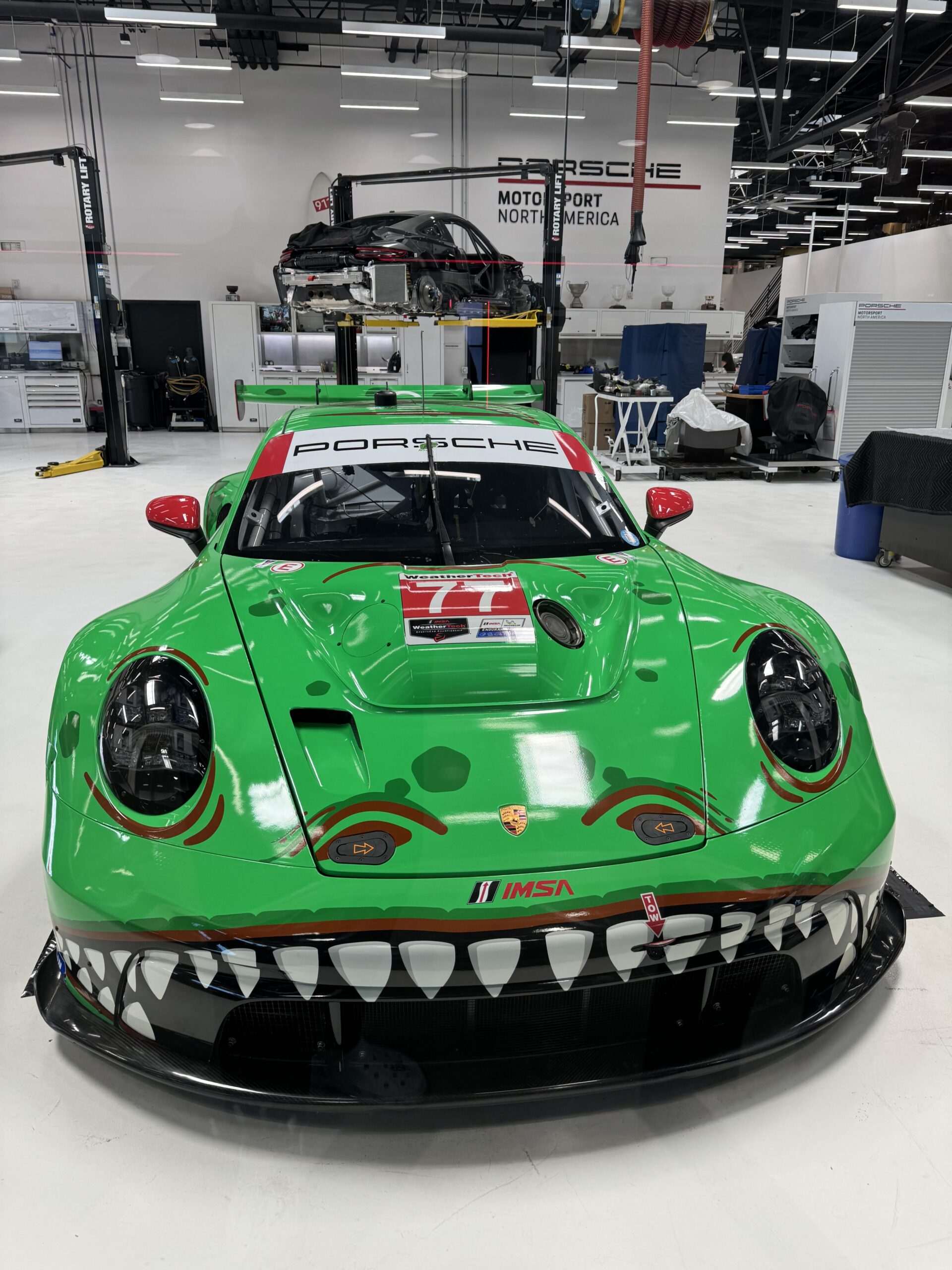 [Porsche ???] california experience center - EVSHIFT