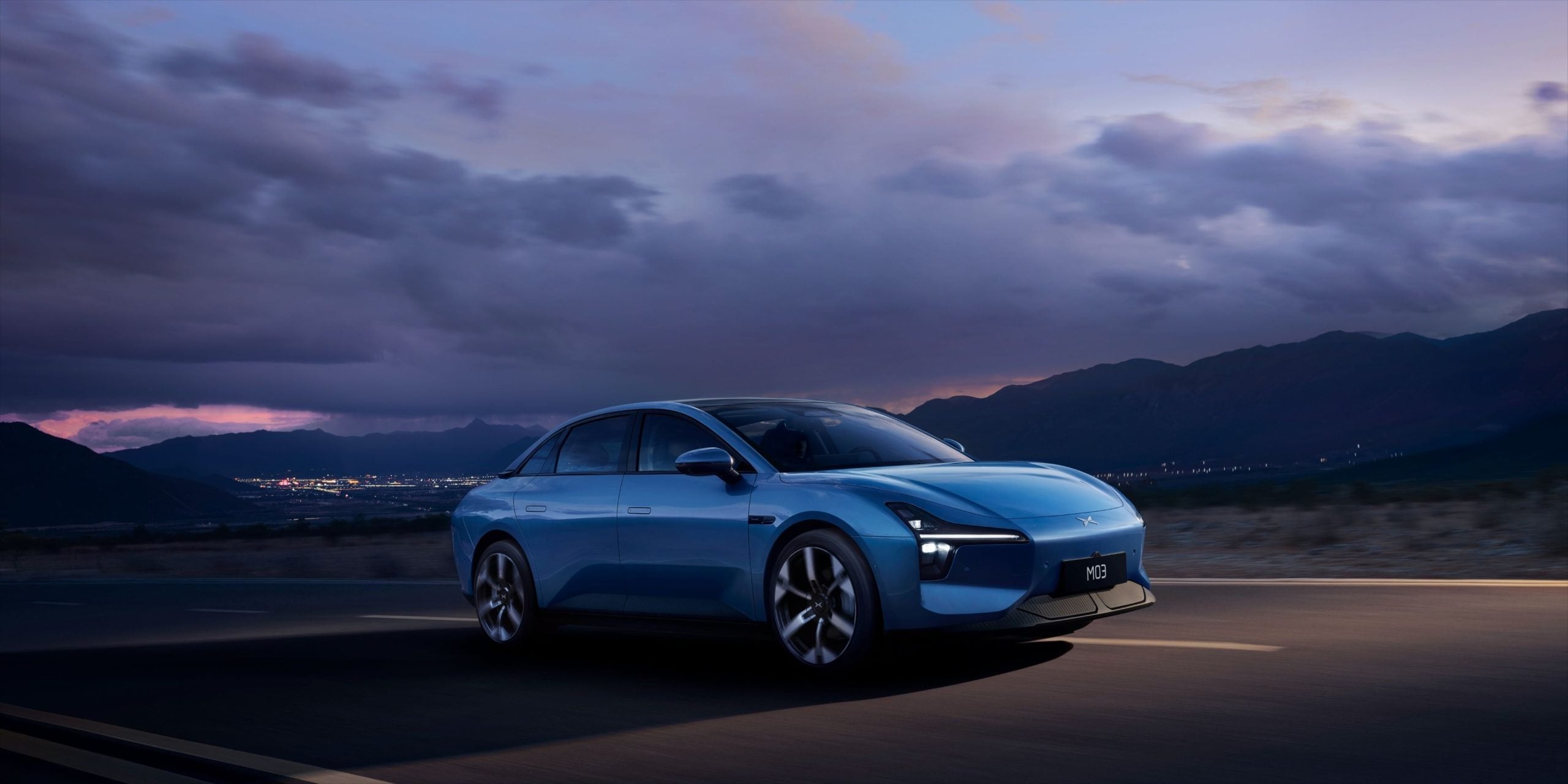 Xpeng unveils first Mona budget BEV. Powered by BYD batteries, giving it a range of up to 500km ...