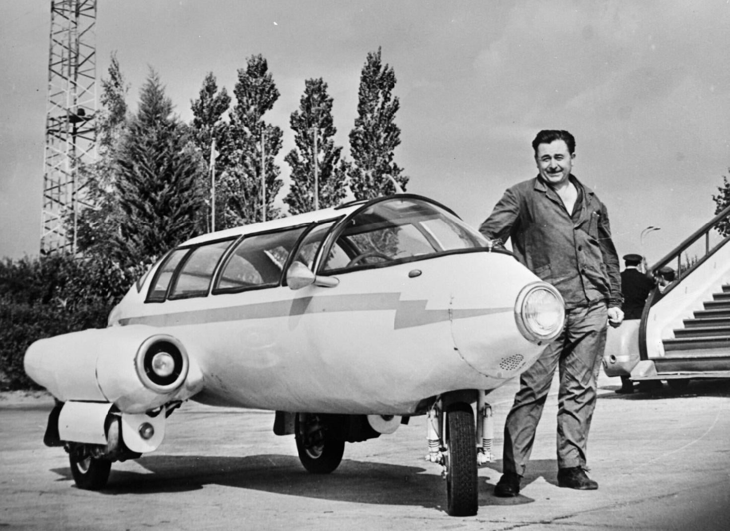 Aircraft-inspired three wheeler by Bulgarian designer Eustati Statev in ...