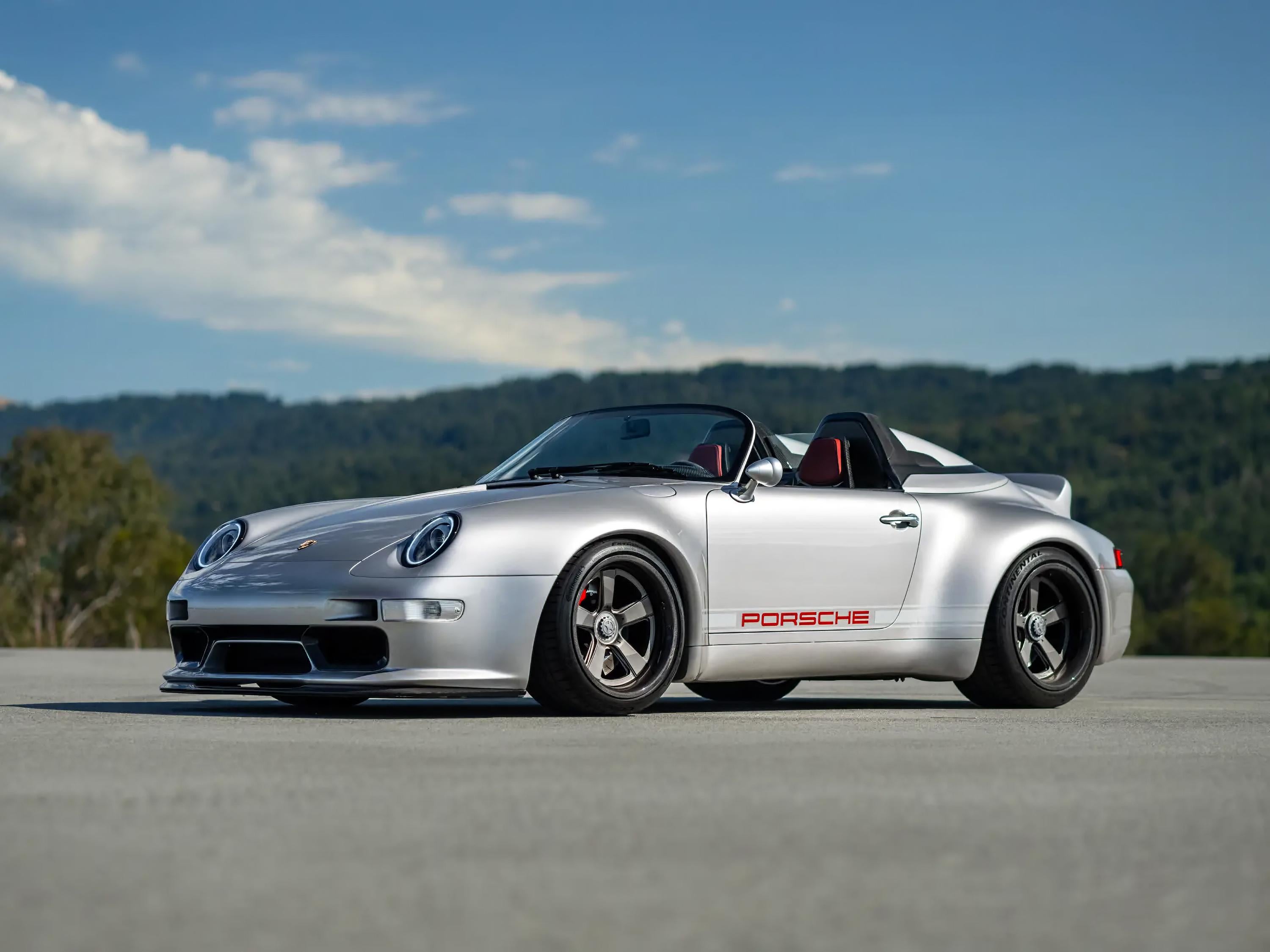 Custom car porn: Air-cooled Porsche 993 911 with modernized, redesigned ...
