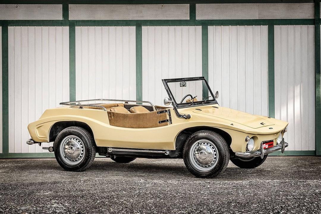 The Gurgel 1200. The first ever production car built by Brazilian ...