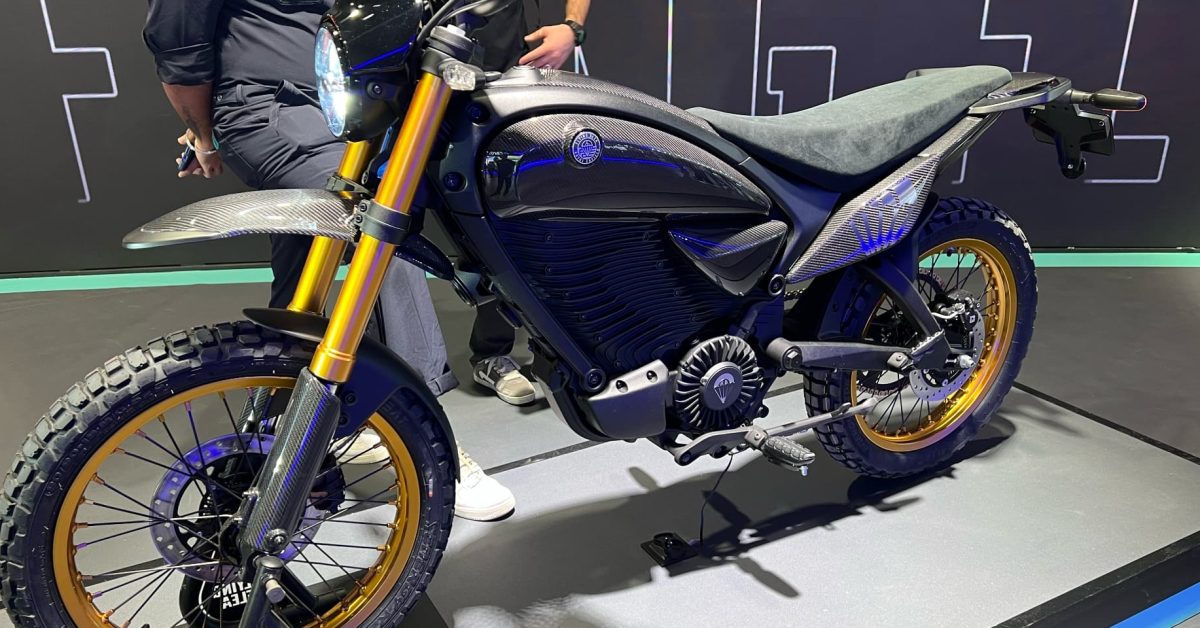Royal Enfield unveils Flying Flea scrambler electric motorcycle - EVSHIFT