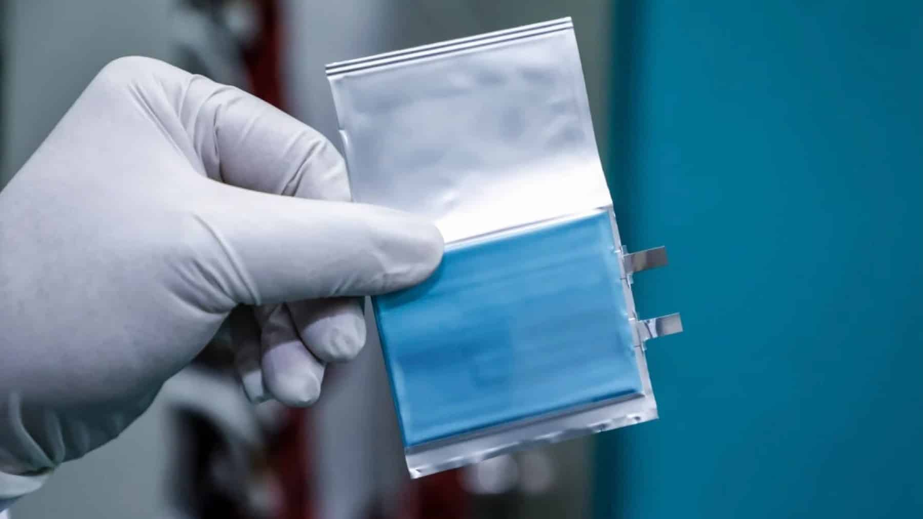 Like 4 BYDs and 2 Teslas roaring at the same time — China proves the ...