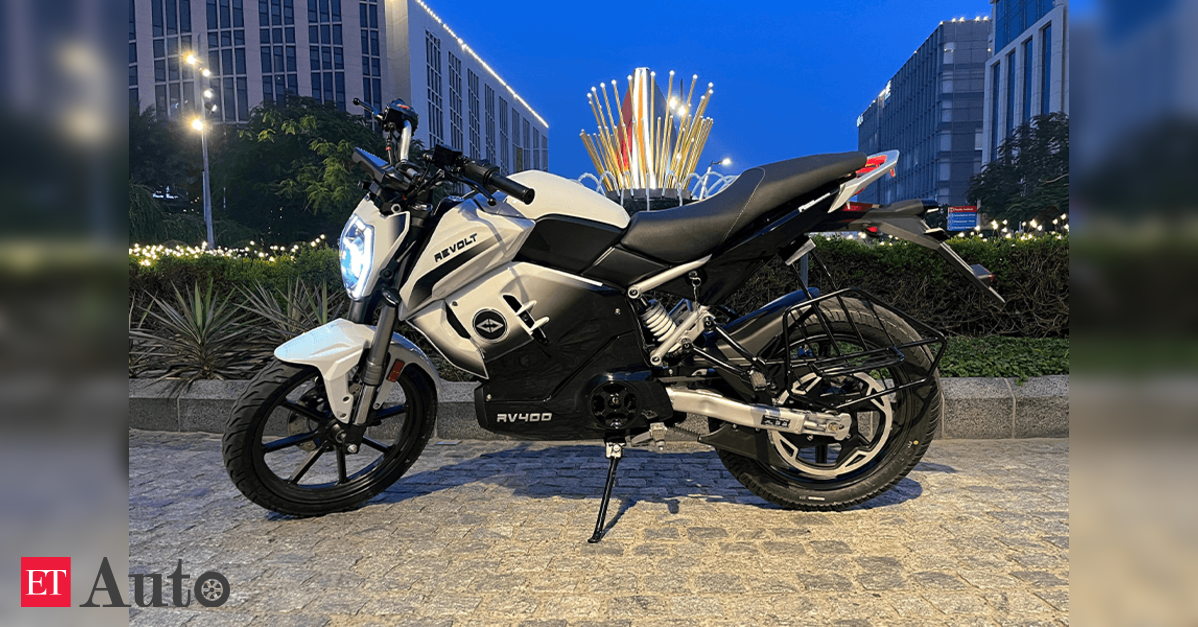 Revolt Motors Unveils Electric Motorcycles at Colombo Motor Show 2025 ...