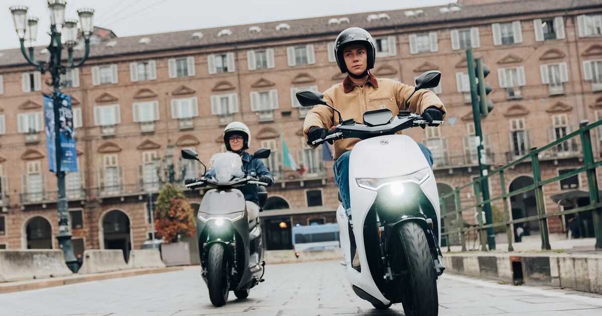 Zero Motorcycles enters scooter market with the LS1 electric scooter ...