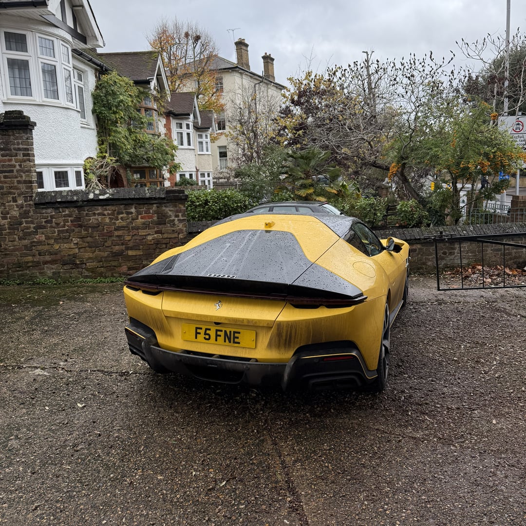 Found a rather dirty [Ferrari 12Cilindri], seemingly owned by Ferrari ...