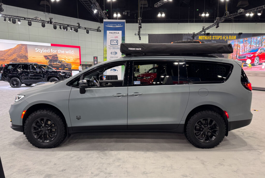Chrysler Pacifica Grizzly Peak Concept deserves a PHEV version - EVSHIFT