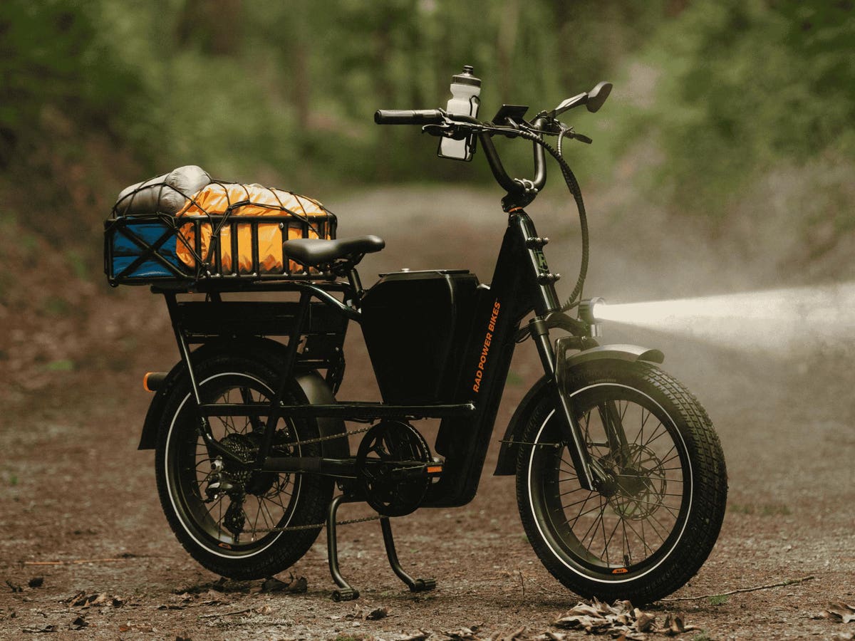 Rad Power Bikes' RadRunner Max Cargo E-Bike With Radar System - EVSHIFT