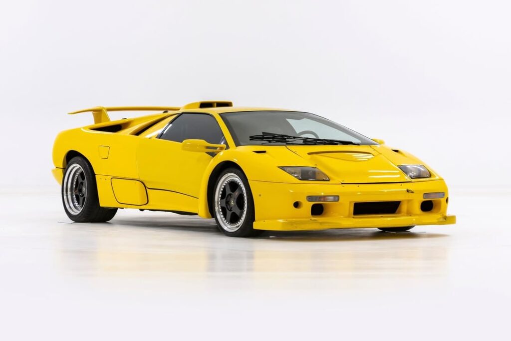 Lamborghini Diablo VT used by Volkswagen as a mule for the Bugatti ...