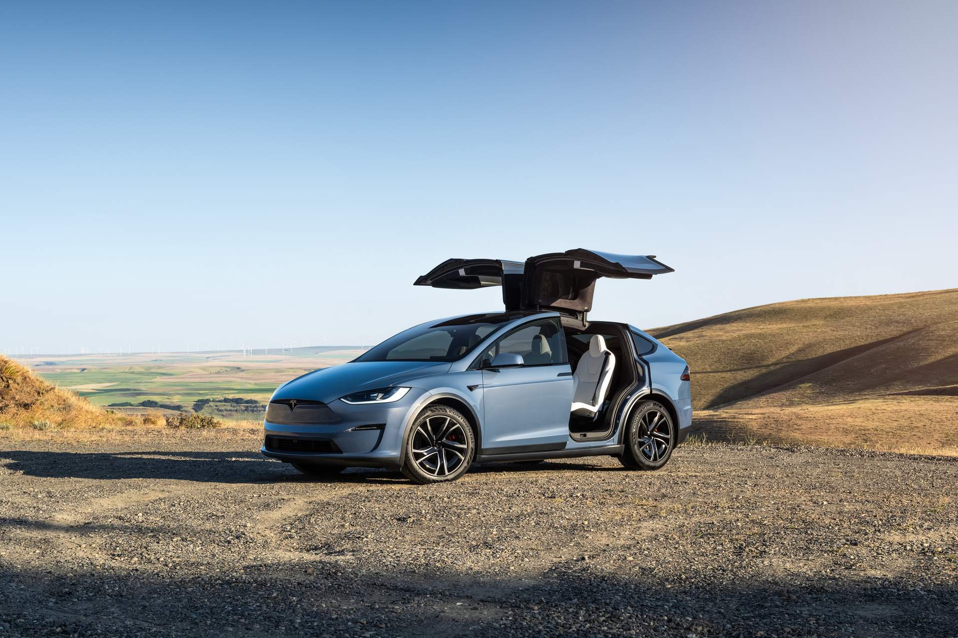 Tesla Model S and X Discontinued to Increase Robot Production - EVSHIFT