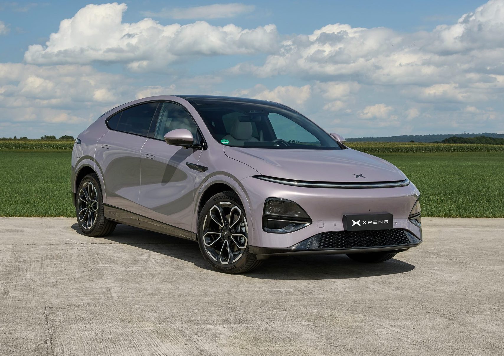 XPENG G6 named 'Executive Car of the Year' - EVSHIFT