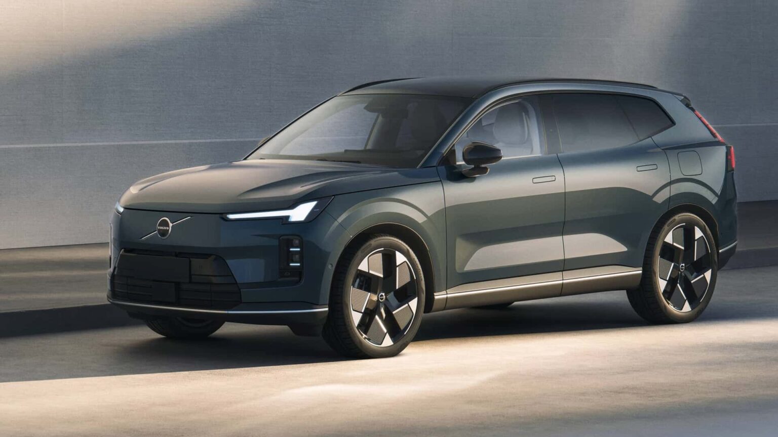 Volvo 2025 EVs Sales Were Up In The U.S., Down In Europe And China ...