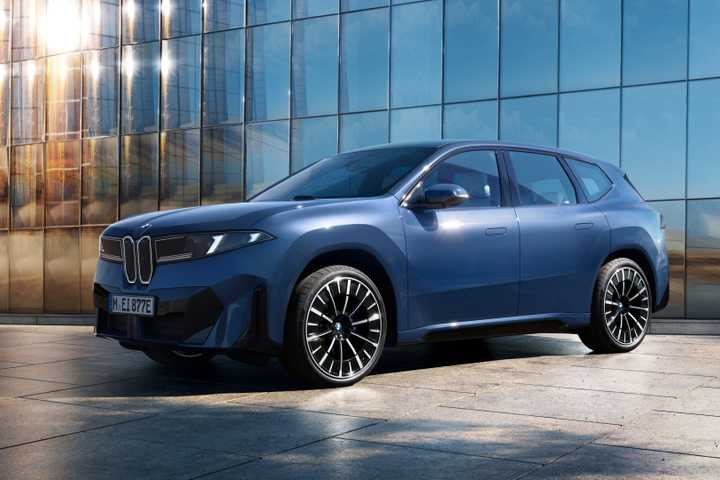BMW Confirms 40 Launches By 2027, Including First Electric M Car - EVSHIFT