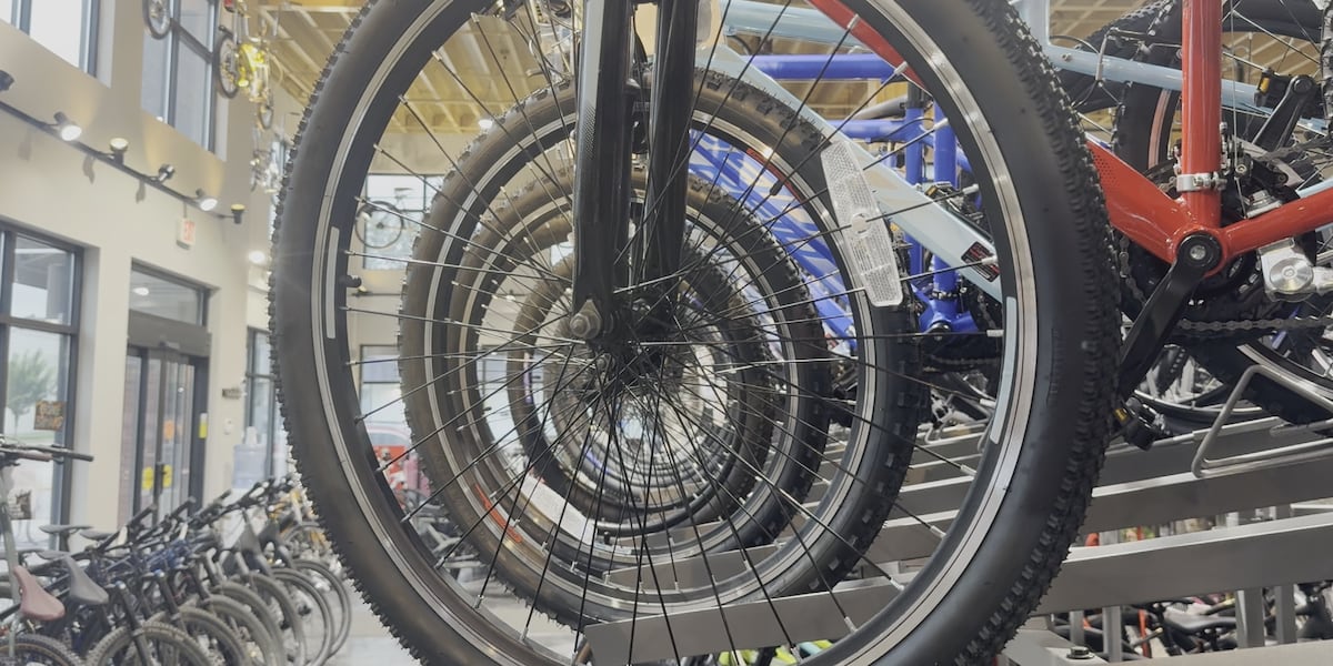 Illinois e-bike bill awaits governor’s signature, would require ...